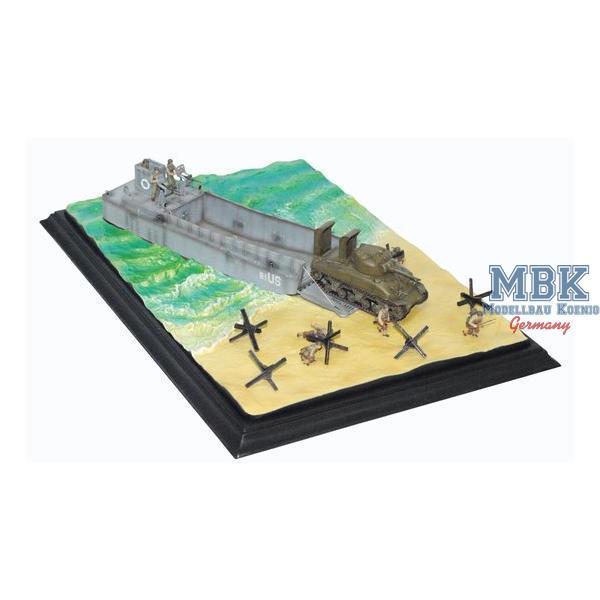 LCM(3) Landing Craft + M4A1 w/Deep Wading Kit