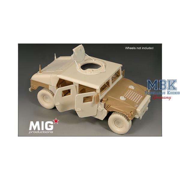 M1114 UP-ARMORED HMMWV