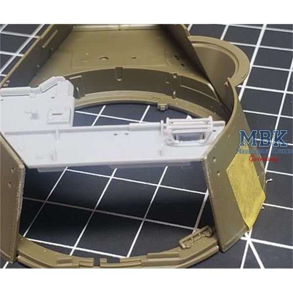 M18 Forward Turret Roof w/ open gunner's sight