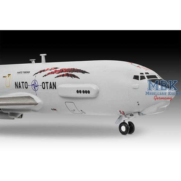 Boeing E-3A Sentry (1:144)